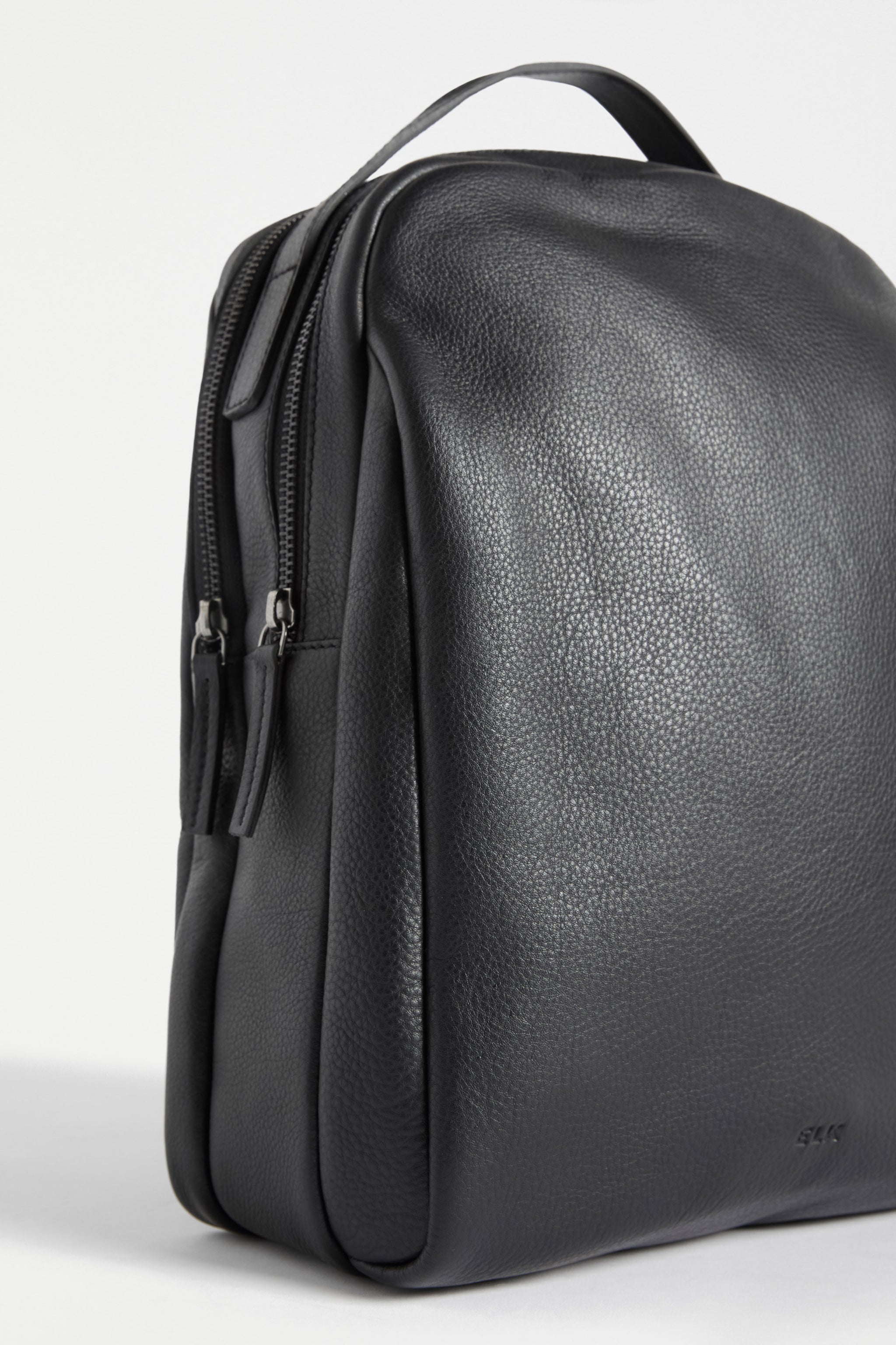 Morlo Backpack / Black - Woodend General